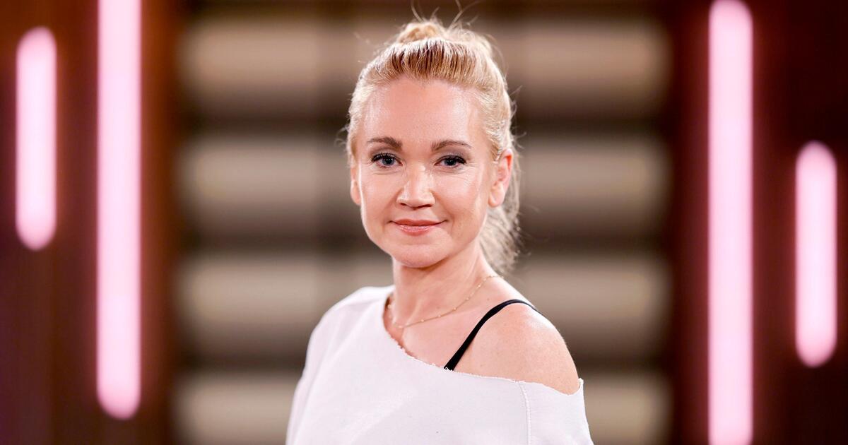 "Eberhoferkrimi"-Star Lisa Maria Potthoff verrät Running Gag vom Set | 1&1