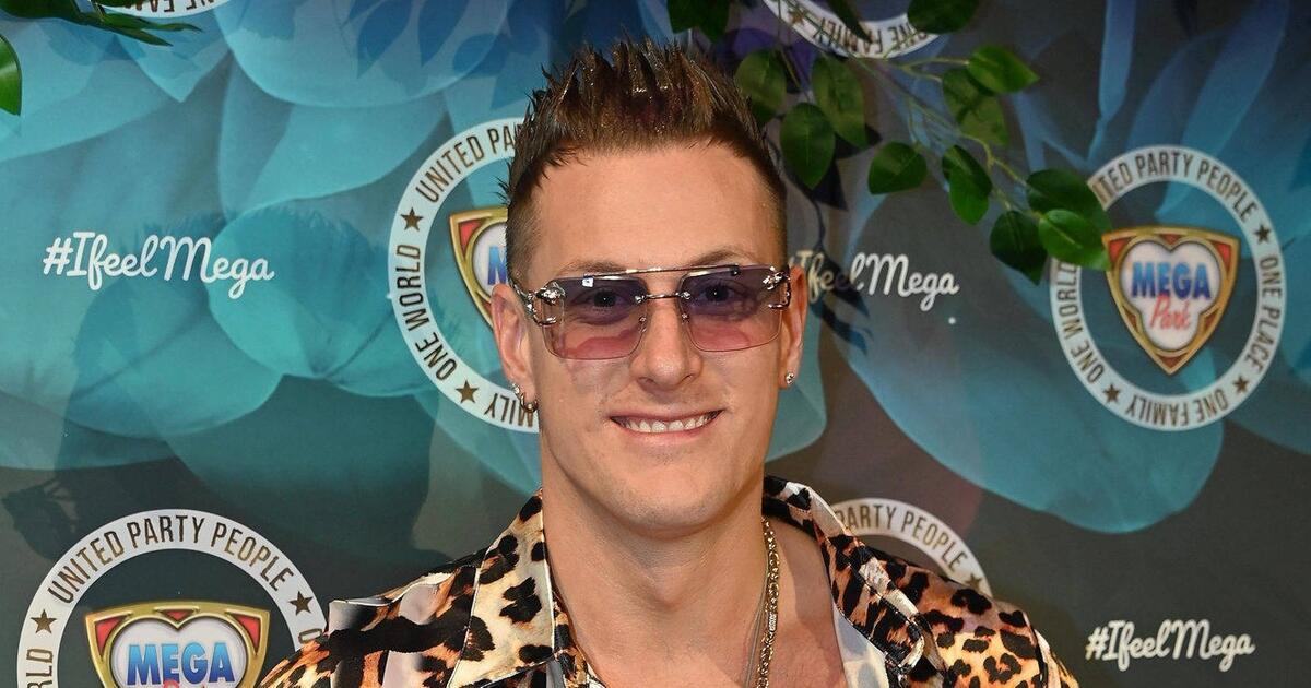 Zieht Reality-TV-Star Calvin Kleinen ins Dschungelcamp? | 1&1