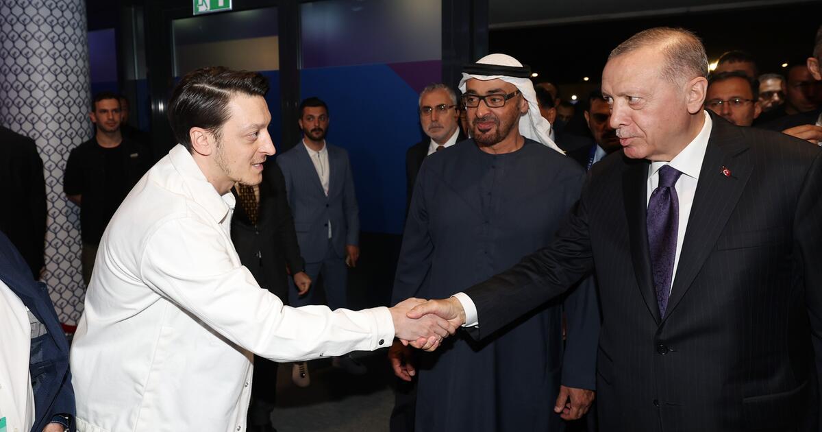 Mesut Özil jetzt im Vorstand der Erdogan-Partei - Video | 1&1