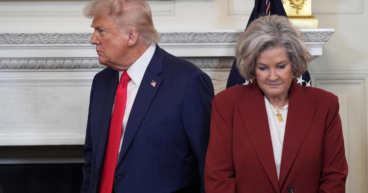 Trump reagiert überraschend auf brisante Aussage von Stabschefin Wiles ...