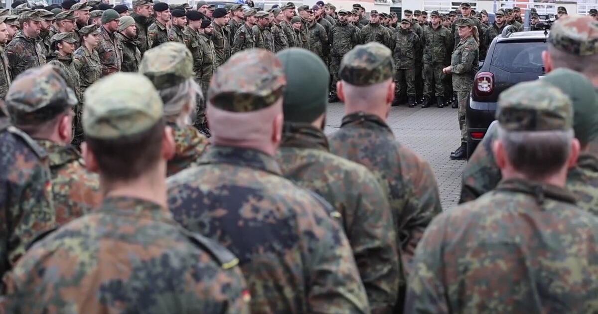 So stehen die Bundesbürger zur verpflichtenden Musterung - Video | 1&1