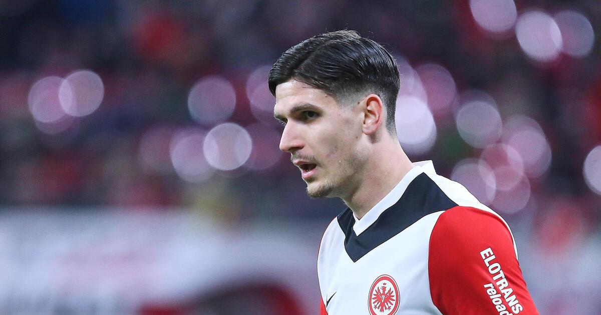 Stürmer-Wechsel innerhalb der Bundesliga | 1&1