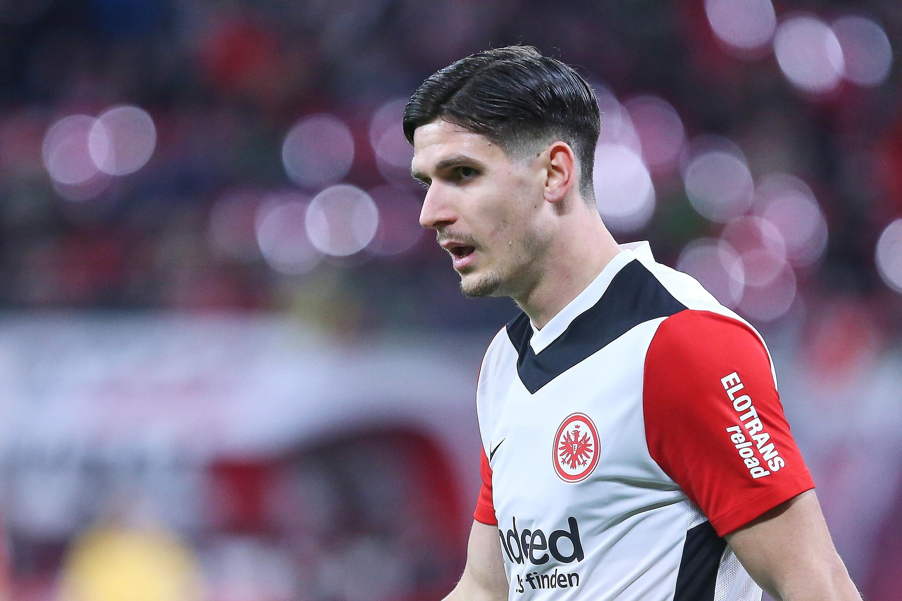 Stürmer-Wechsel innerhalb der Bundesliga | 1&1