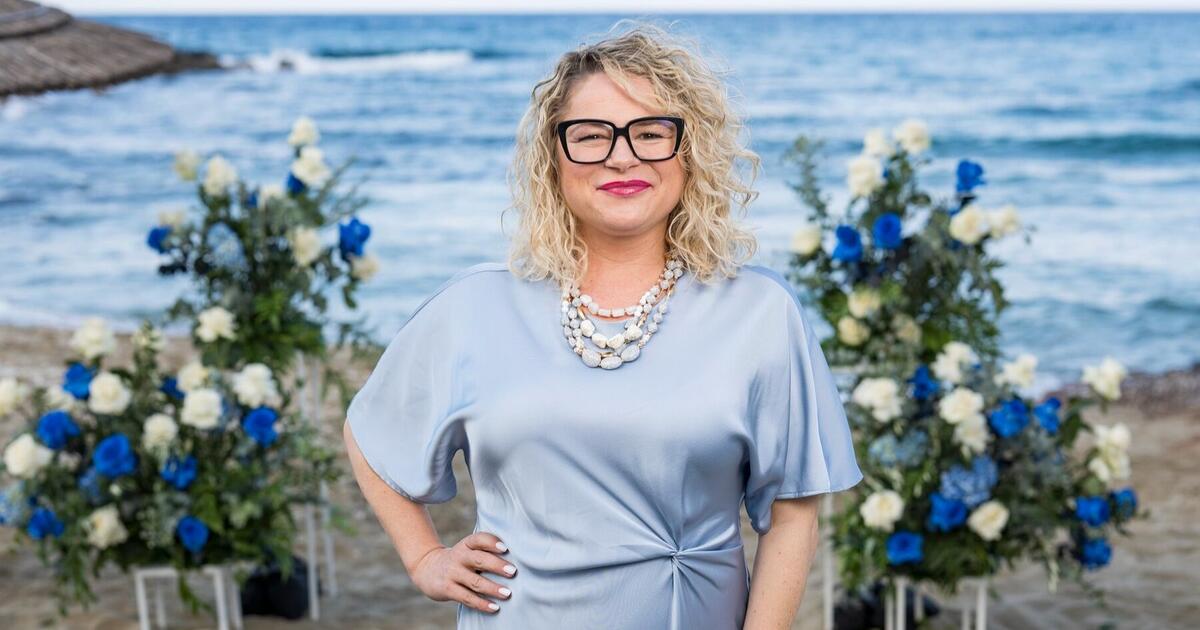 "Hochzeit auf den ersten Blick"-Expertin hat jetzt selbst geheiratet | 1&1