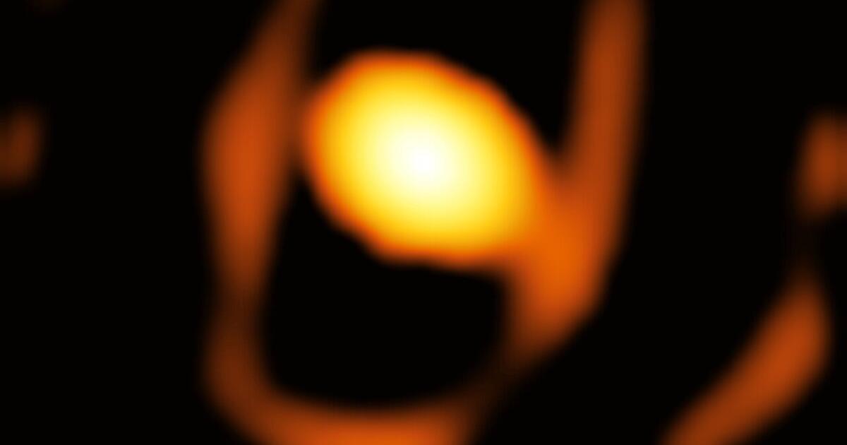 WOH G64: Deutsche Forscher machen einzigartige Nahaufnahme | 1&1