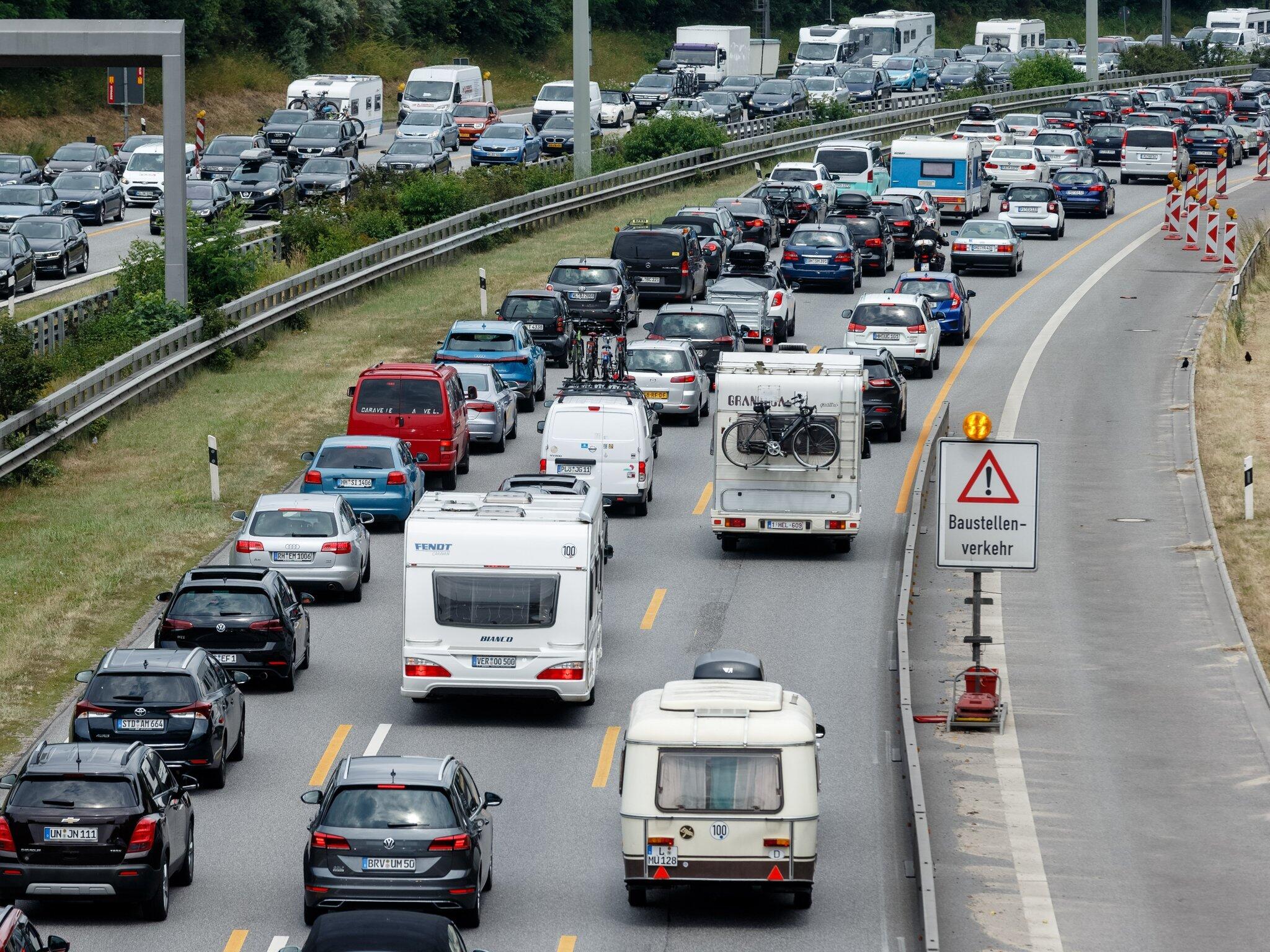 Stau Am Wochenende Welche Autobahnen Betroffen Sind 1 1 Stau Am Wochenende Welche Autobahnen Betroffen Sind 1 1