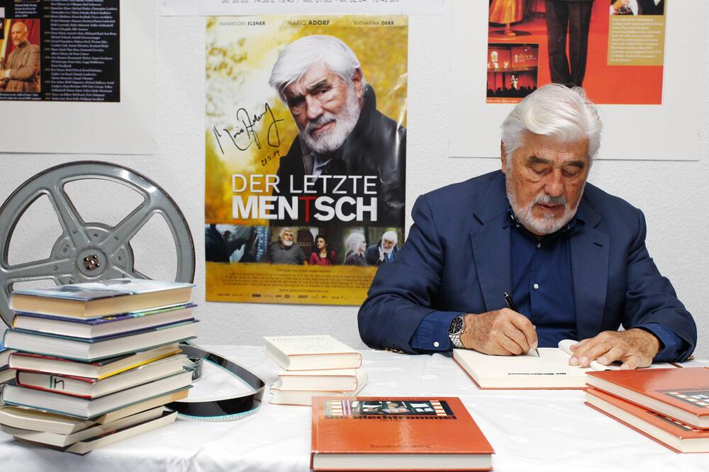 Mario Adorf feiert Geburtstag: Schauspiellegende wird 95 Jahre alt | 1&1