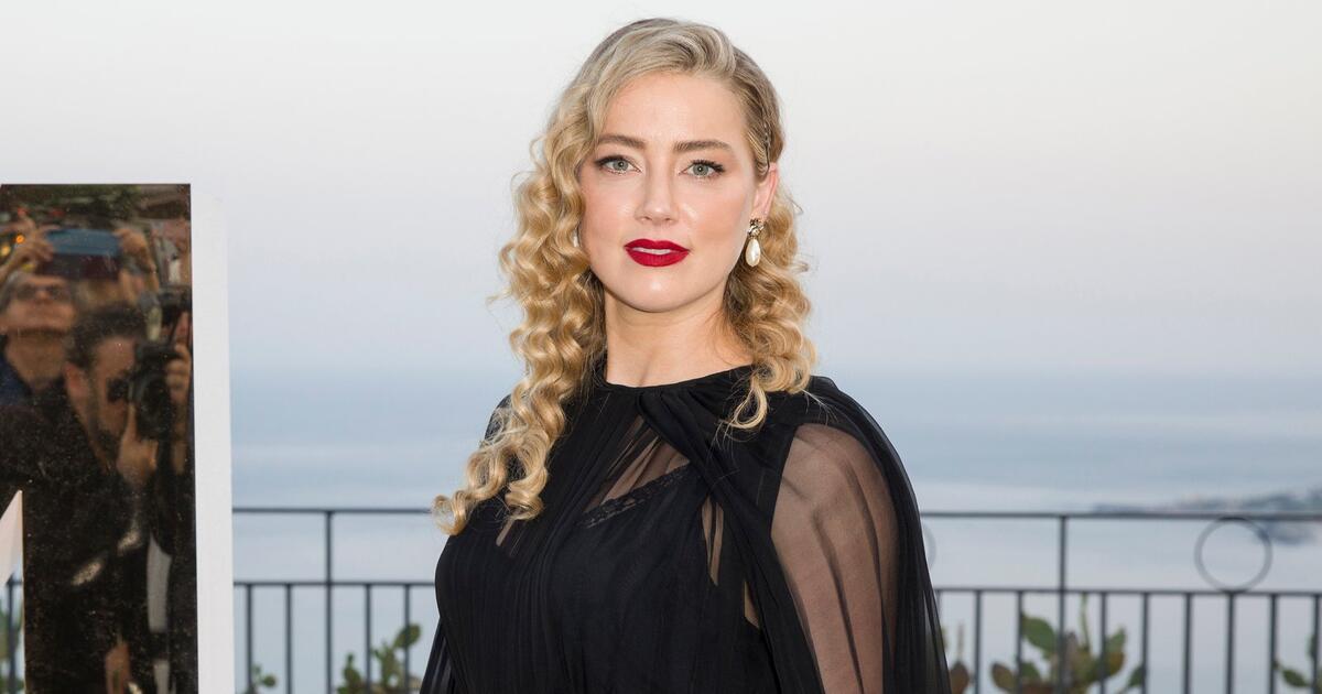 An Thanksgiving: Amber Heard zeigt seltenes Foto von Tochter Oonagh | 1&1