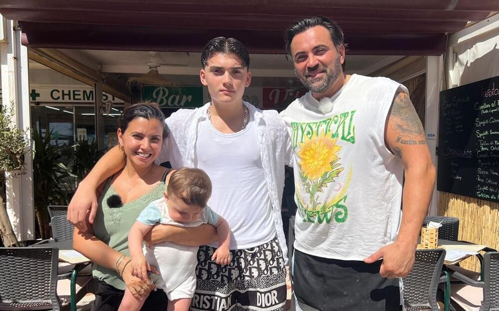 Luxus-Currywürste: "TV-Fürst" testet Idee bei "Goodbye Deutschland" | 1&1