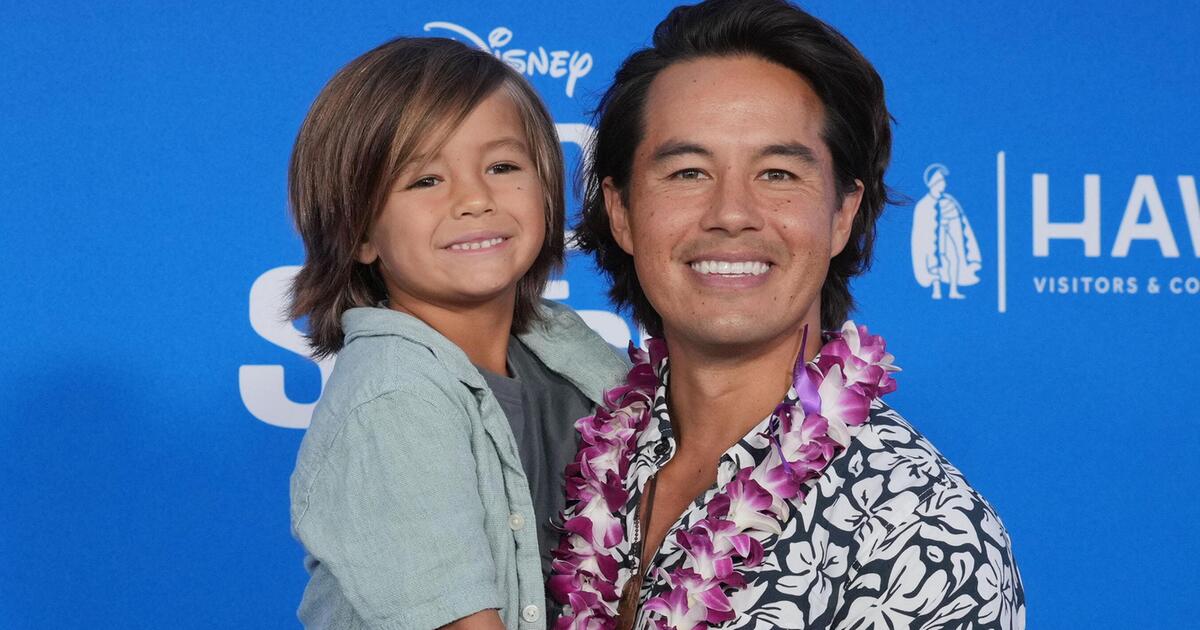 Influencer Garrett Gee wirft Sohn von der Klippe - Video | 1&1