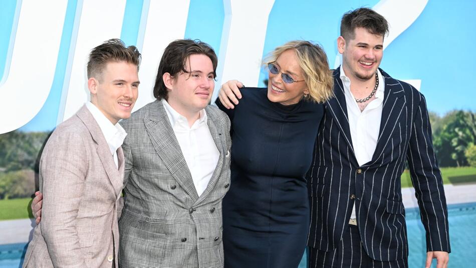 Seltener Auftritt von Sharon Stone mit ihren Söhnen | 1&1