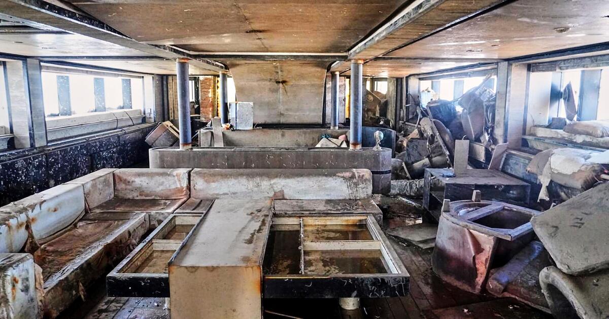 Erste Bilder zeigen Zustand der gesunkenen Luxusjacht "Bayesian" | 1&1