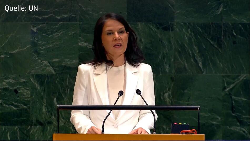 Baerbocks Vorfreude kann über Krise nicht hinwegtäuschen | 1&1