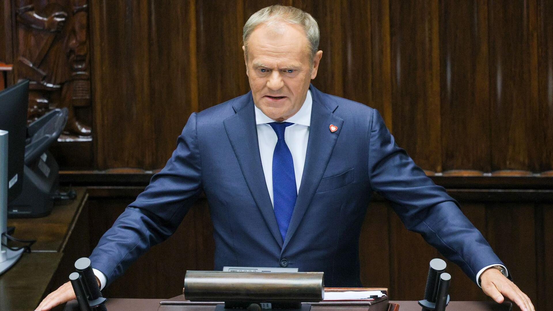 Tusk übersteht Vertrauensabstimmung | 1&1