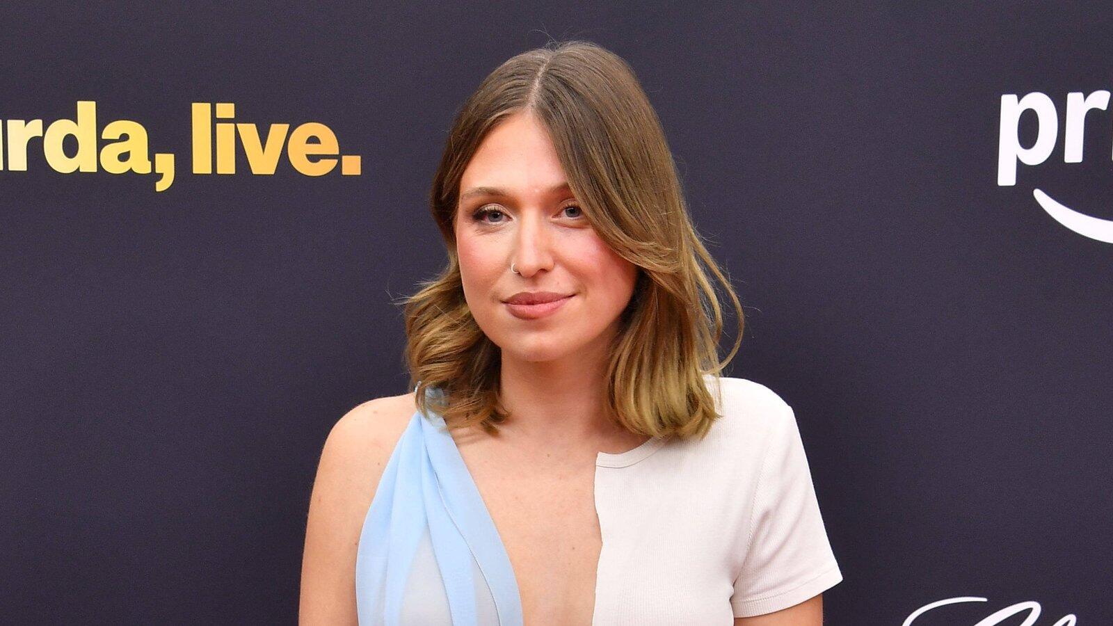 Influencerin Bianca "Bibi" Heinicke kündigt ihr erstes Buch an | 1&1