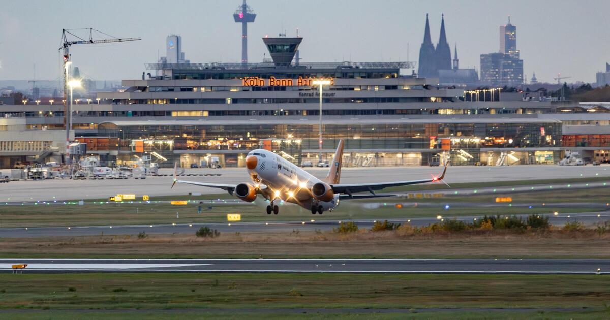Fabelhafte Flughafen Koln Bonn Heute Gesperrt Bildernull