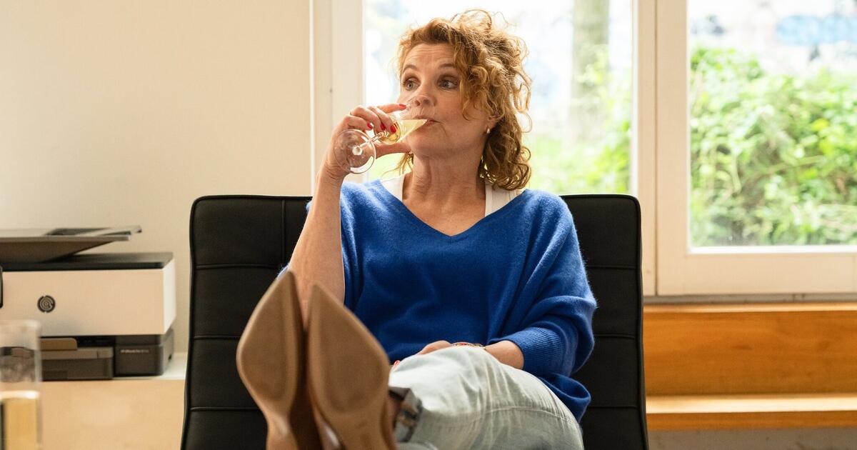 Annette Frier: "Ich habe oft Angst, was ich selbst von mir denke" | 1&1