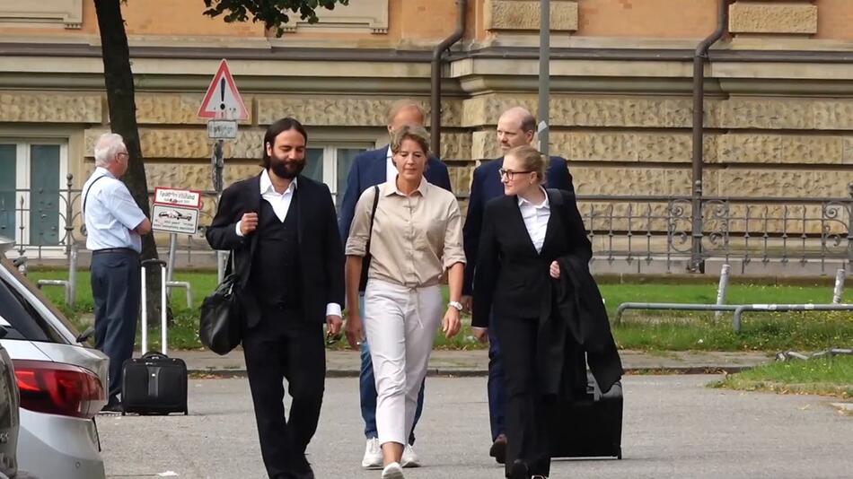 Christina Block wollte angeblich mit Polizei zusammenarbeiten | 1&1