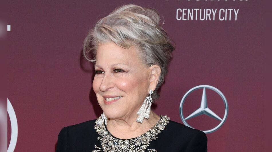 Bette Midler wird 80: Die "letzte geschmacklose Frau" | 1&1