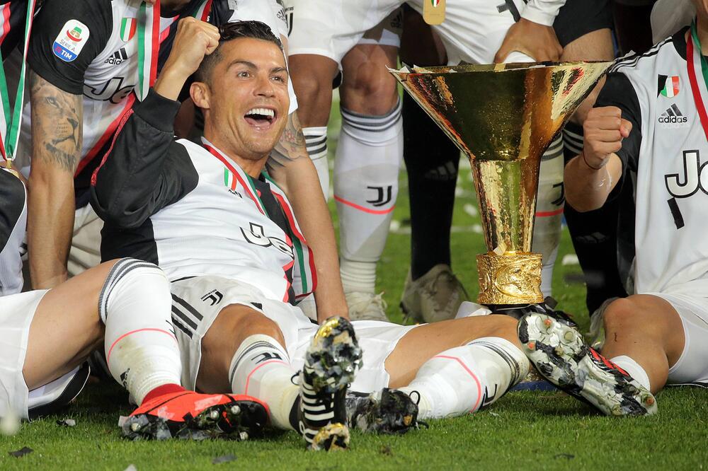 Cristiano Ronaldo wird 40: CR7 im Wandel der Zeit | 1&1