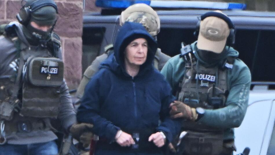 Wie lebte Daniela Klette 30 Jahre unentdeckt im Untergrund? | 1&1