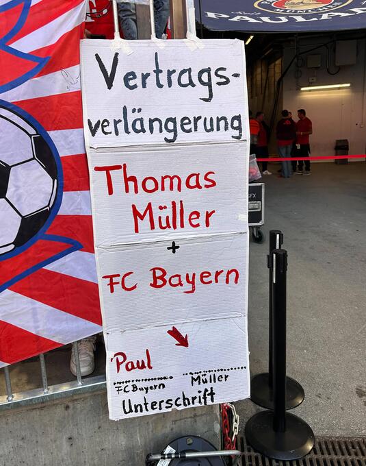 und dann geht Müller: Bilder eines legendären Abschieds | 1&1