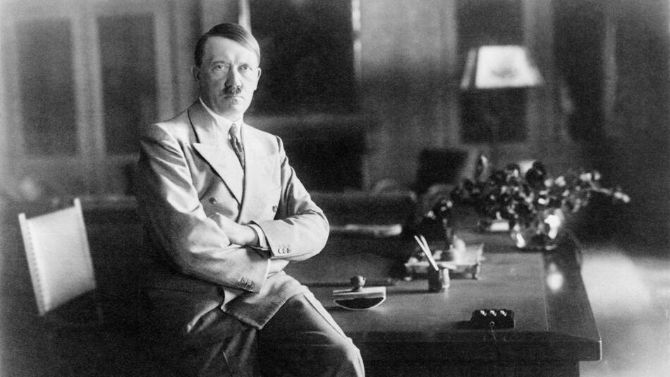 Rechtsmediziner räumt mit Spekulationen zu Hitlers Tod auf | 1&1