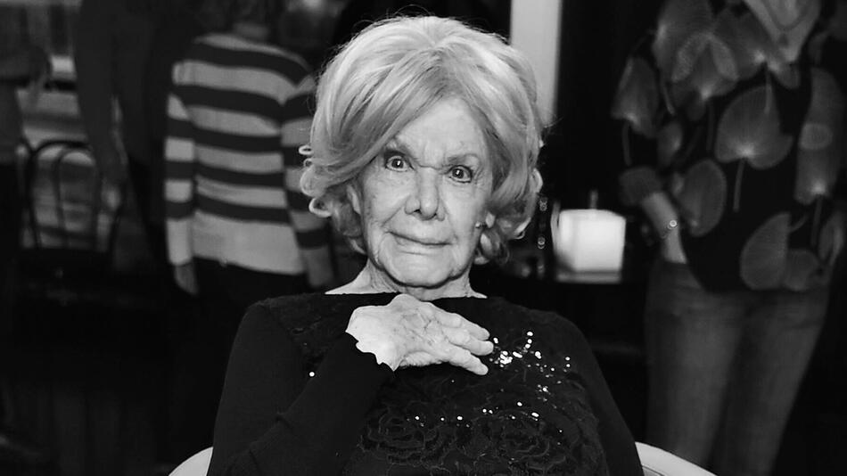 Ingrid van Bergen: Die Schauspielerin und "Dschungelkönigin" ist tot | 1&1
