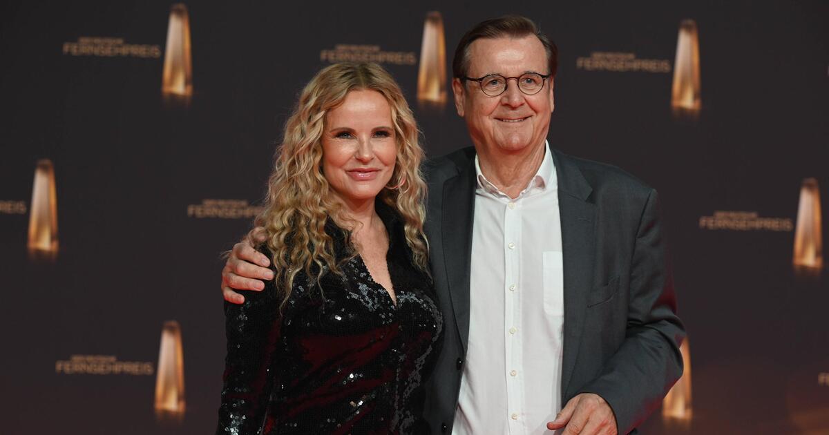 Katja Burkard verrät: Darum haben sie und Hans Mahr nach 28 Jahren geheiratet | 1&1