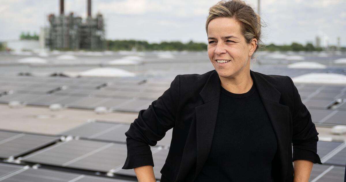Mona Neubaur über NRW: "Unser Standort steht richtig unter Druck" | 1&1
