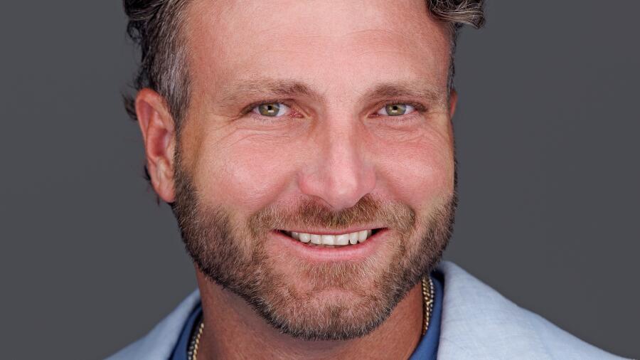 Maga-Anhänger Daniel Collins steigt aus – und warnt | 1&1